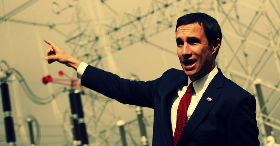 Ministro Jobet da portazo a industria descentralizada de energía solar ...